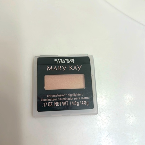 Mary Kay | Makeup | Mary Kay Chromafusion Highlighter In Glazed | Poshmark